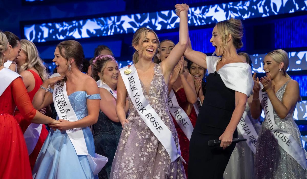 The Cast Stone: Reeled in by Roses - Mayo Live