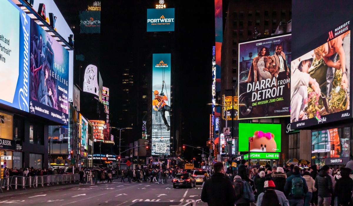 Portwest puts Mayo centre stage in Times Square in New York - Mayo Live