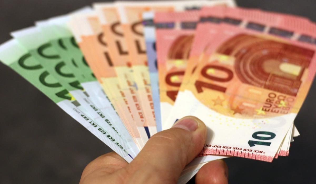 'That scratch card caught my eye'- Mayo woman celebrates massive lotto ...