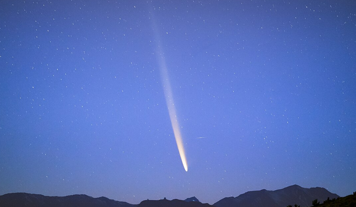 'Comet of the Century' to be visible in Ireland tonight - here's how ...