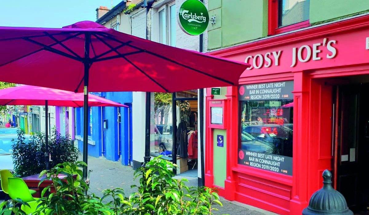 Popular Mayo bar to mark special anniversary with weekend of ...