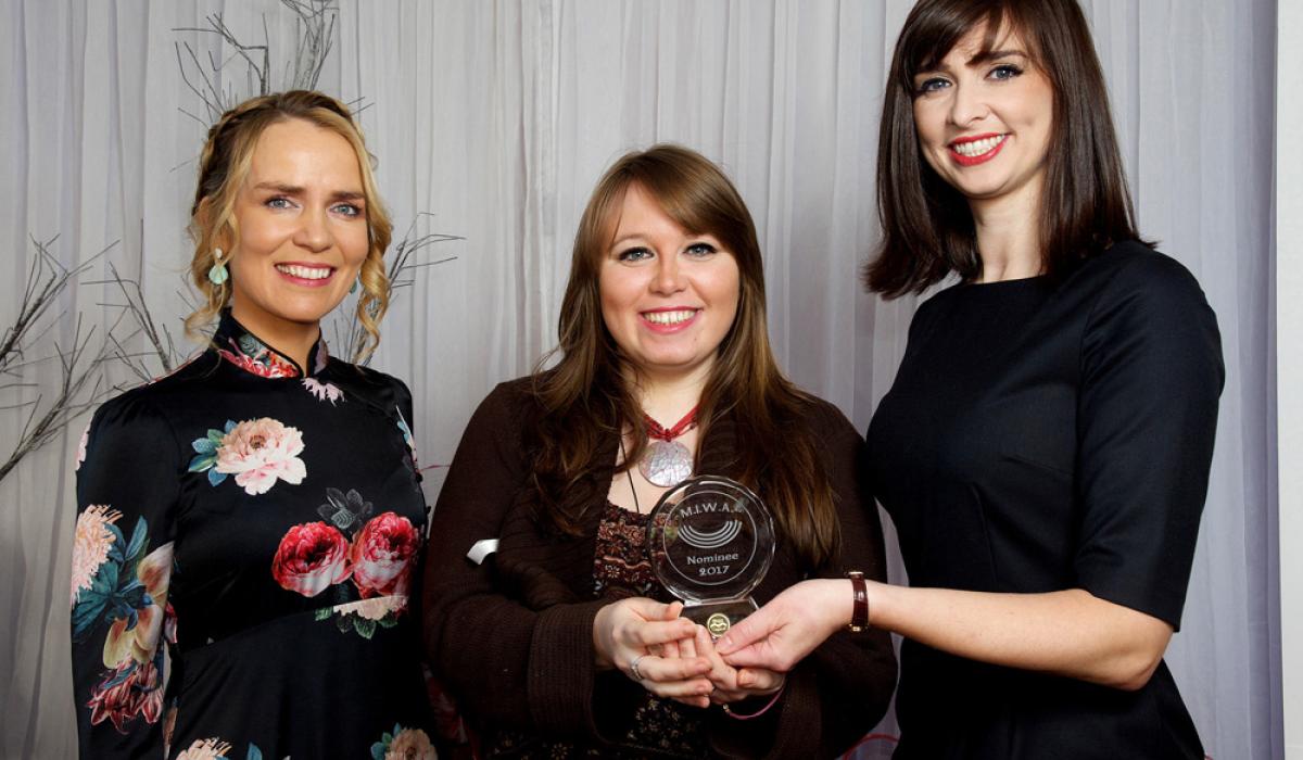 White ribbons and inspiration - Mayo Live