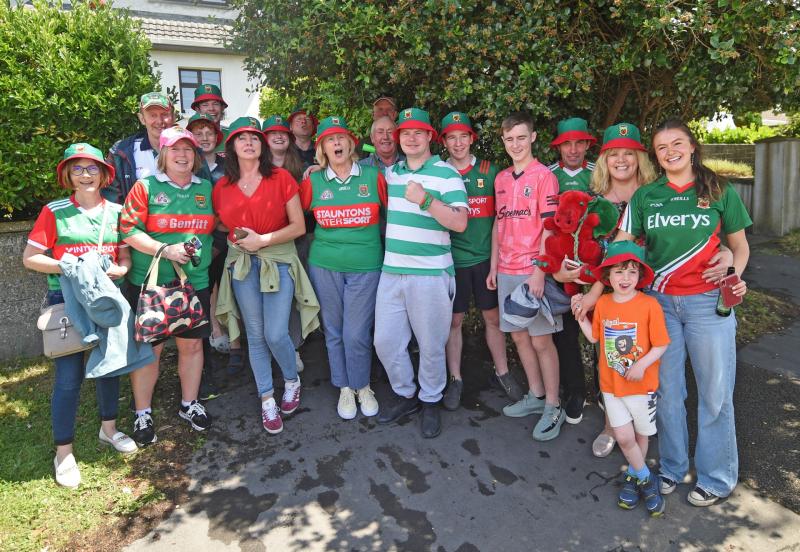 Football fever grips Foxhall - Mayo Live