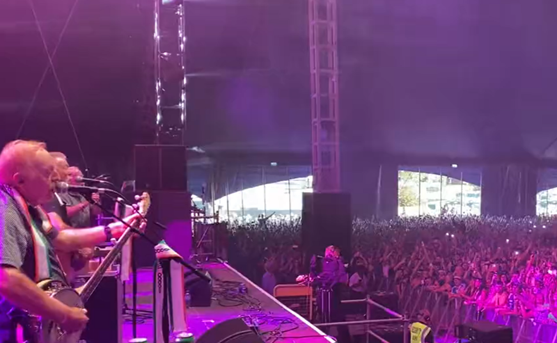 People divided as Wolfe Tone revellers chant 'Up The Ra' at Electric ...