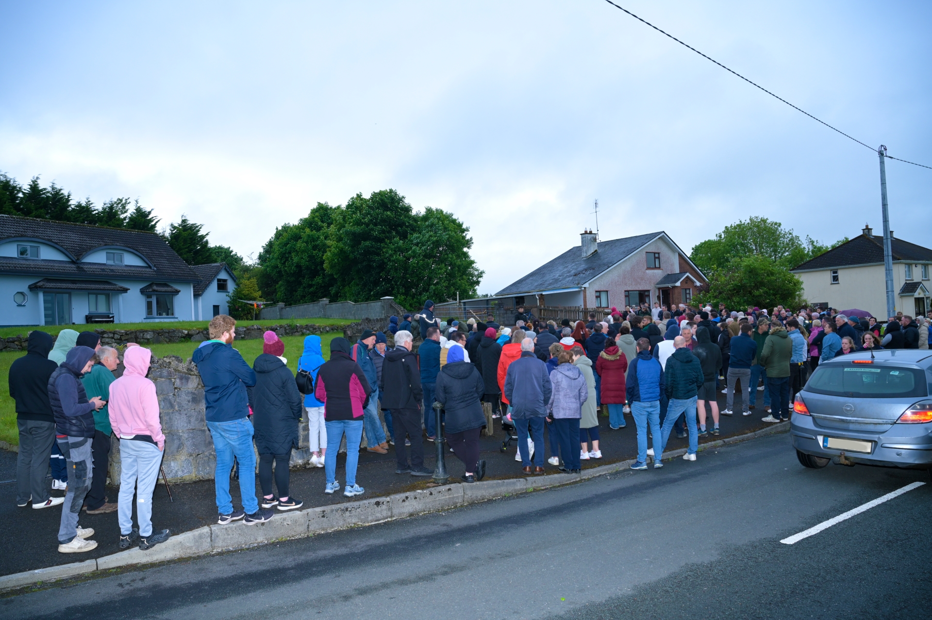 Confirmation given that Belmont Hotel offered to accommodate Ukrainian ...